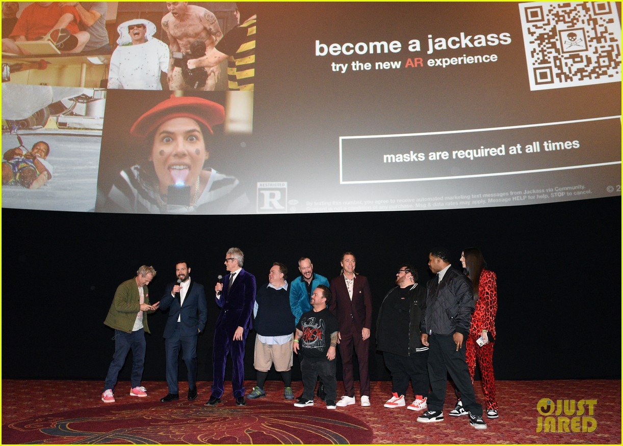 Johnny Knoxville & Machine Gun Kelly Suit Up for the 'Jackass Forever ...