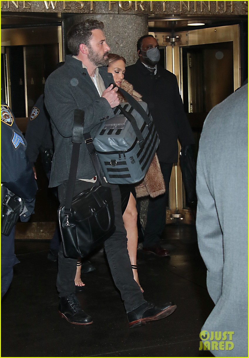 Jennifer Lopez Brings Boyfriend Ben Affleck to 'Fallon' Taping - See ...