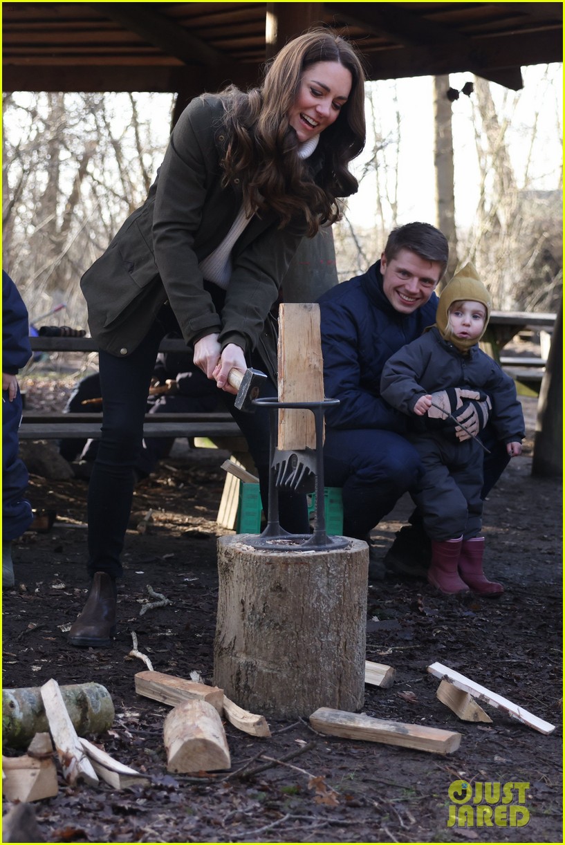 Catherine, Duchess of Cambridge & Crown Princess Mary of Denmark Meet ...