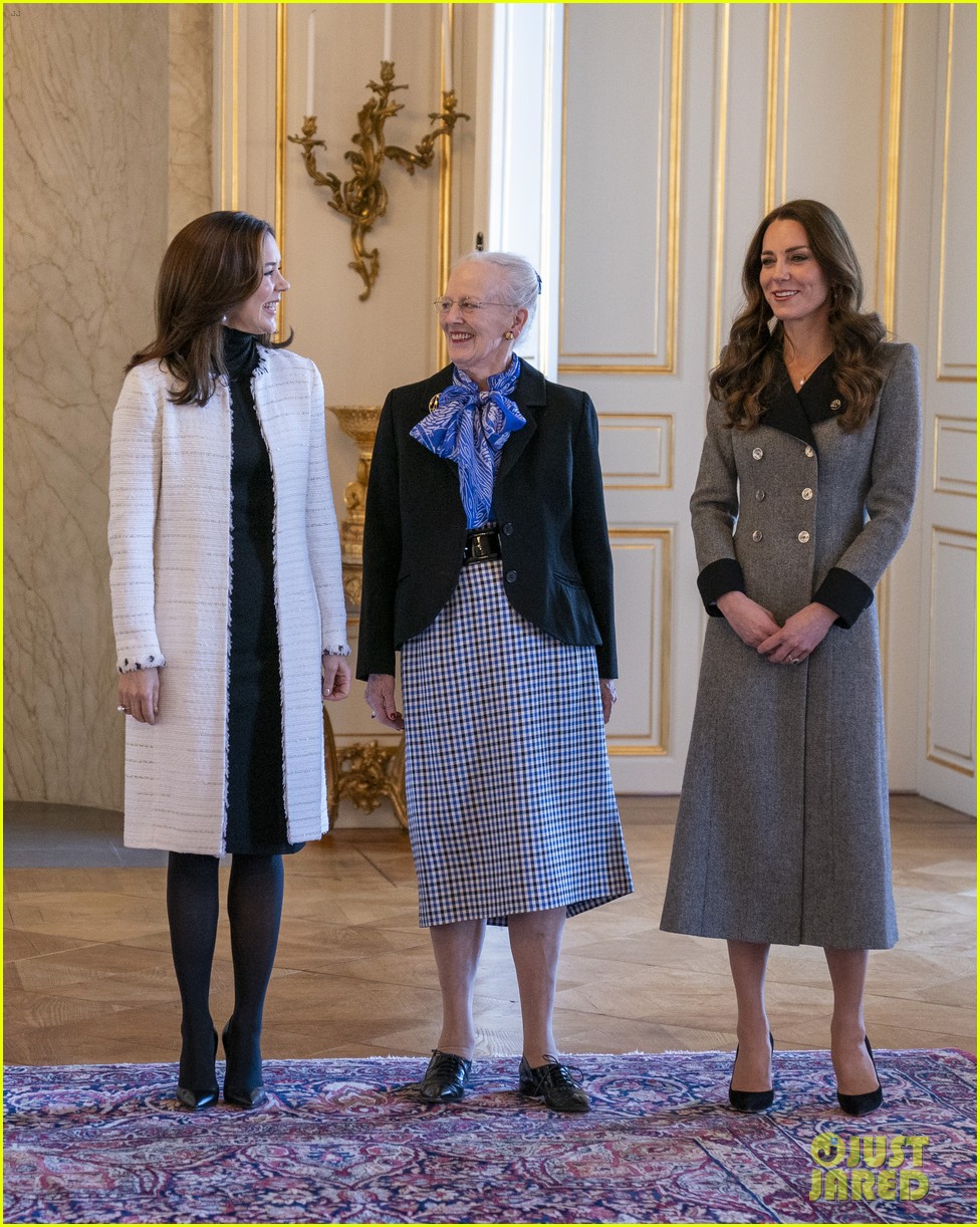 Catherine, Duchess of Cambridge & Crown Princess Mary of Denmark Meet ...