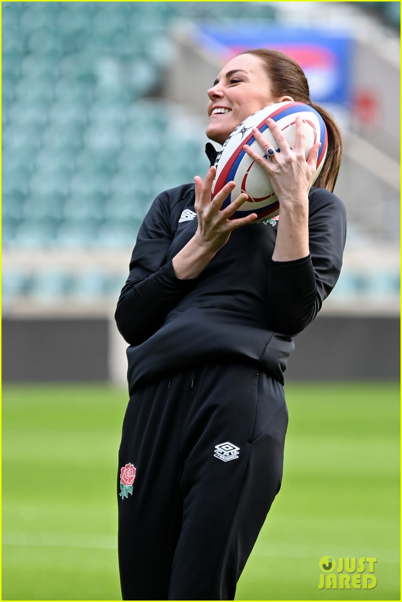 Photo: kate middleton rugby practice 17 | Photo 4697870 | Just Jared
