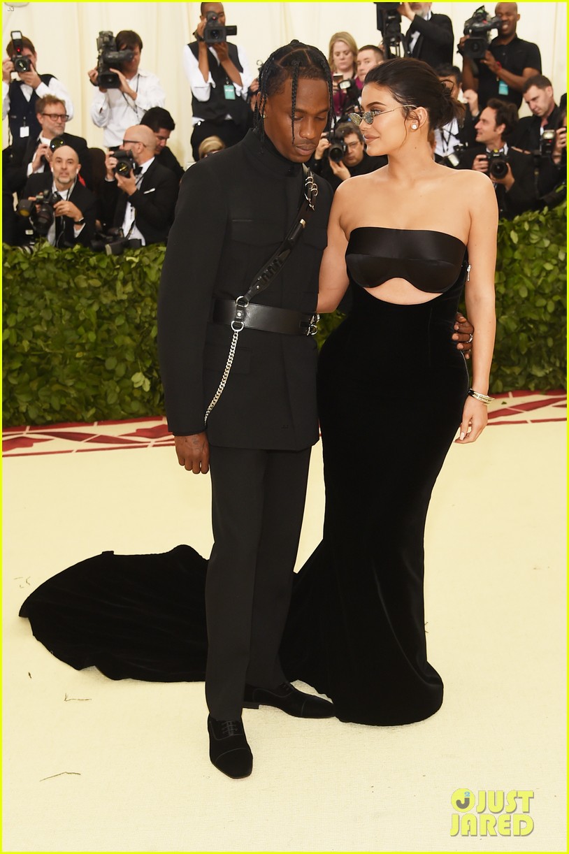 Kylie Jenner & Travis Scott Welcome Second Child Together!: Photo ...