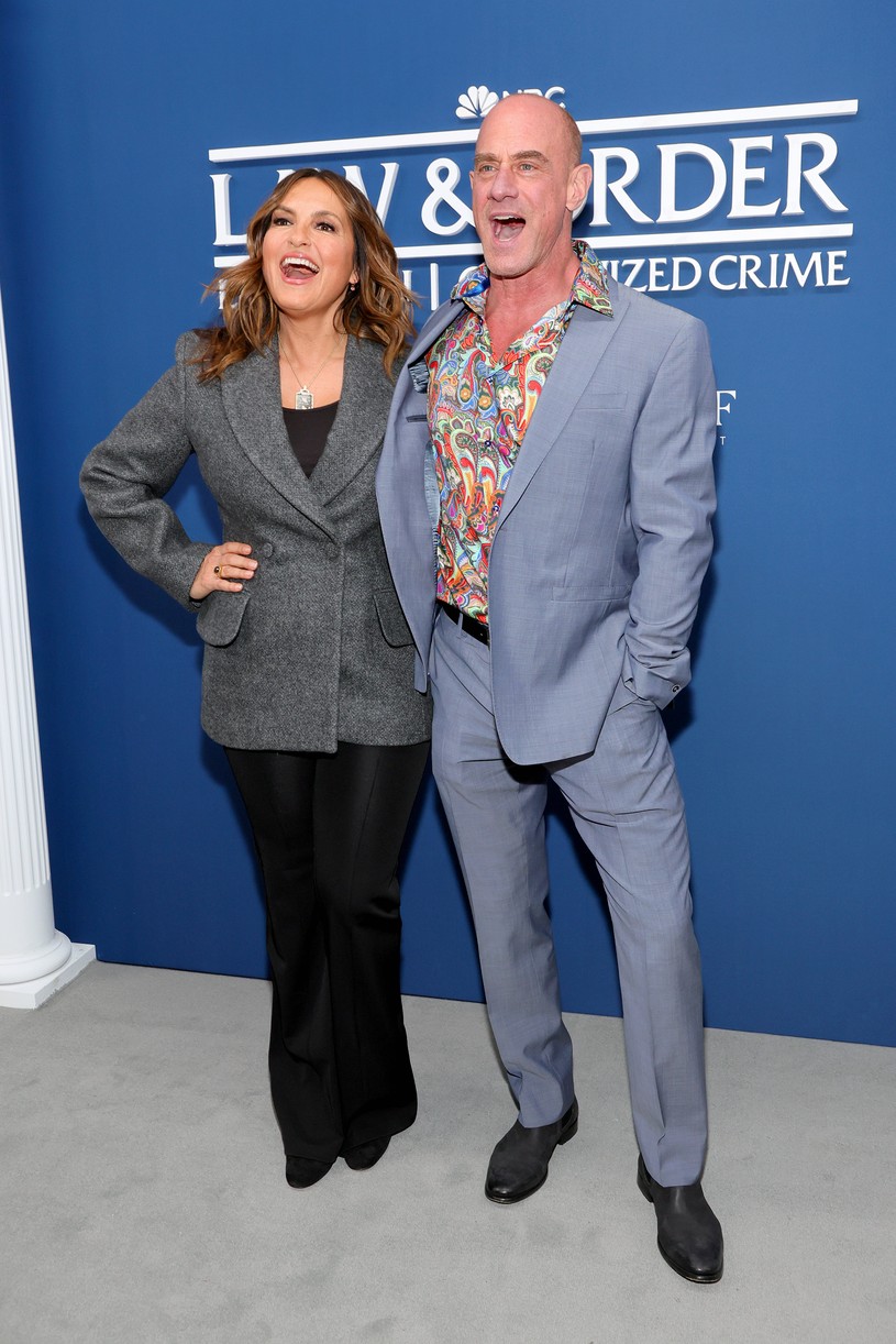 Mariska Hargitay & Christopher Meloni Join Sam Waterston To Welcome ...