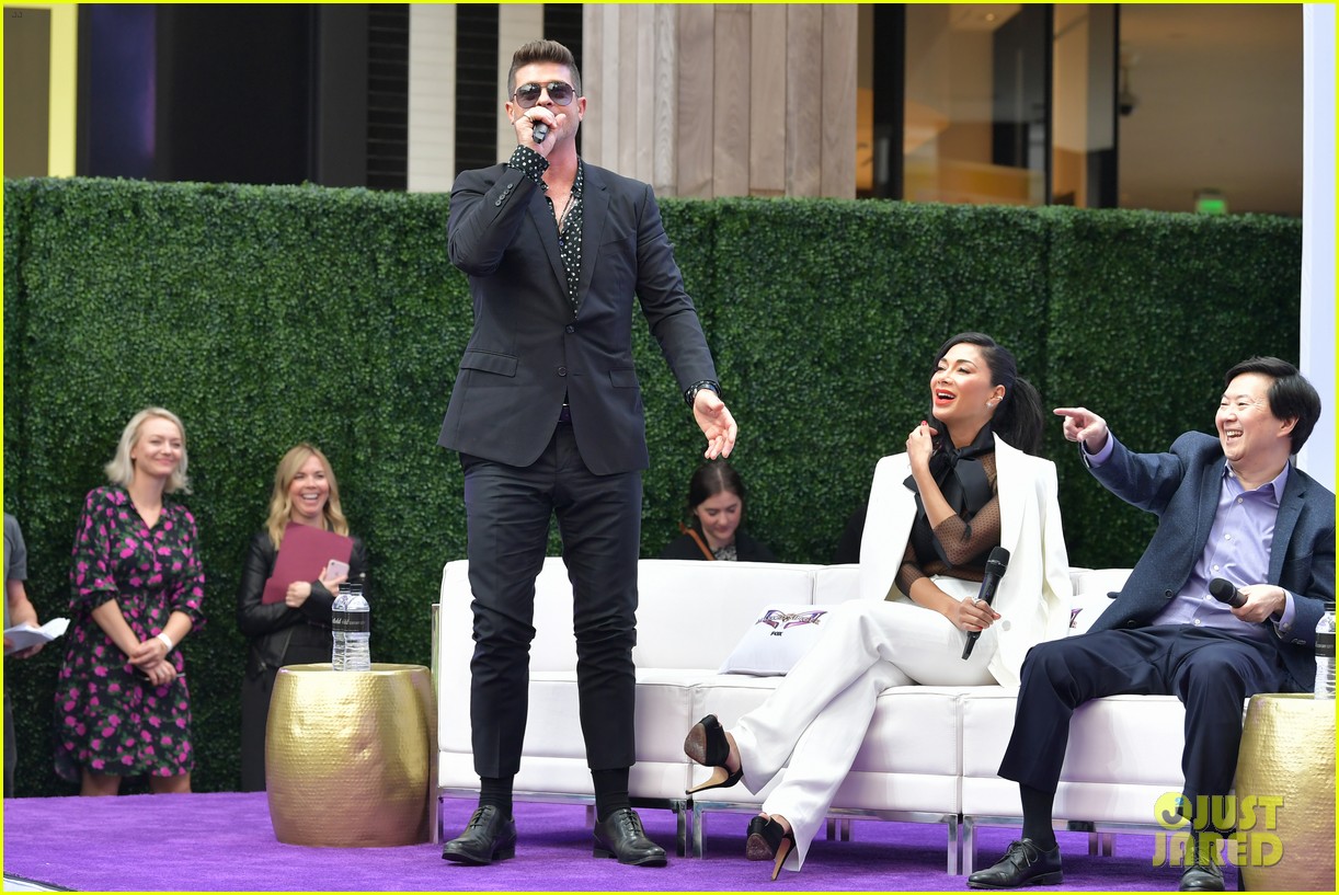 'Masked Singer' Judges Walked Off Set When [Spoiler] Was Unmasked ...