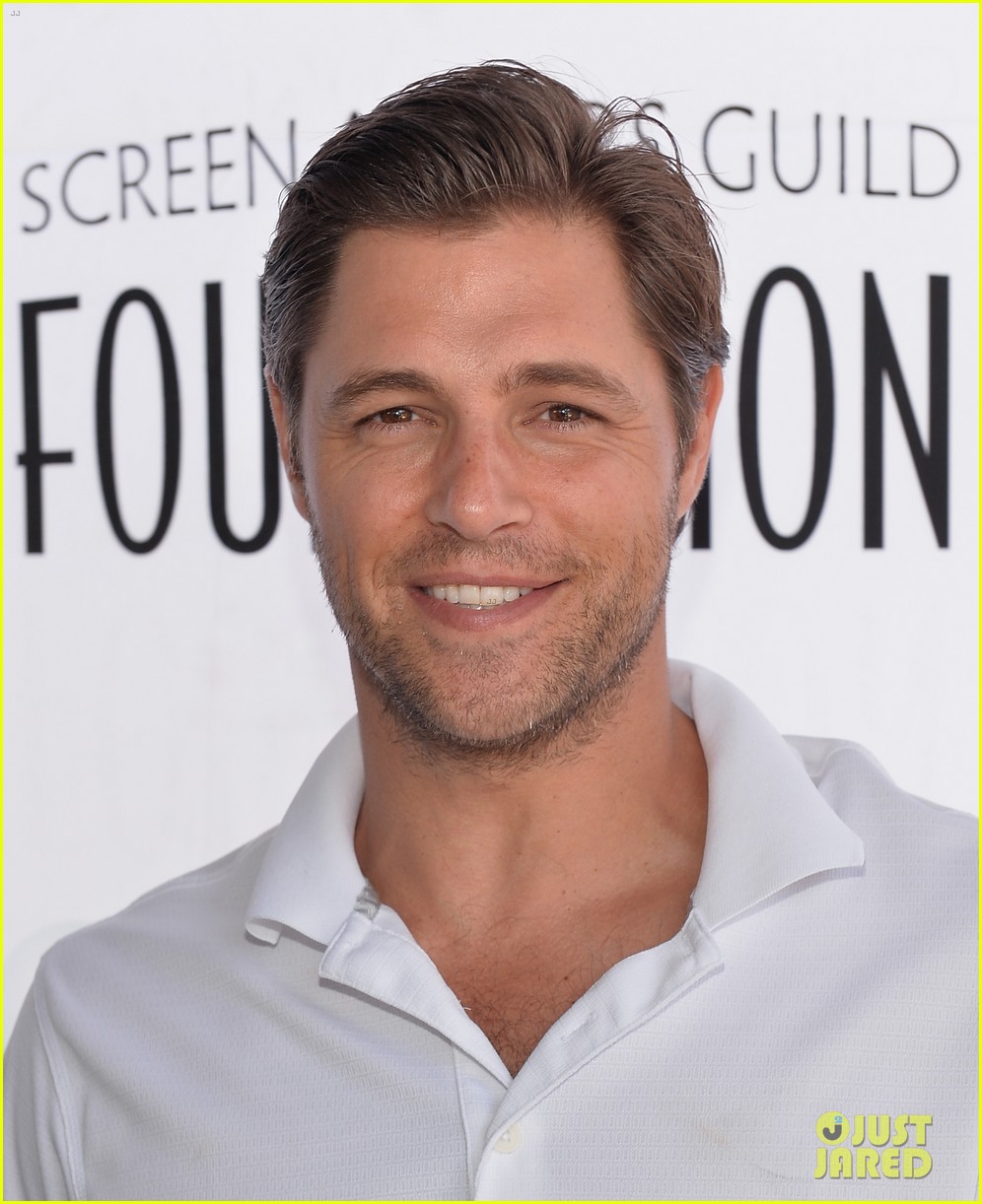 Sam Page Welcomes 'Robo Dog' to His Family After Kia Commercial Airs at ...