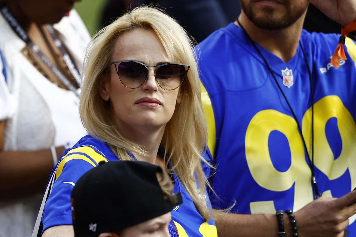 Rebel Wilson Is The Los Angeles Ram's #1 Fan While Heading To Super ...
