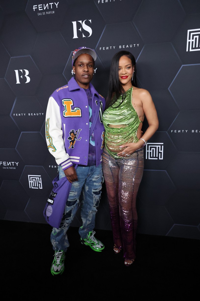 Pregnant Rihanna Dresses Up Her Baby Bump In Shredded Green Top: Photo 4703485 | Rihanna Photos ...