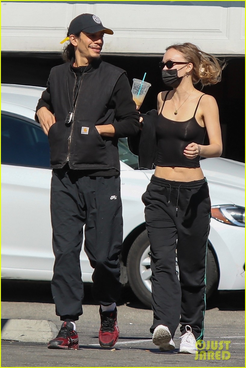 Lily-Rose Depp & Boyfriend Yassine Stein Pack on the PDA During Lunch ...
