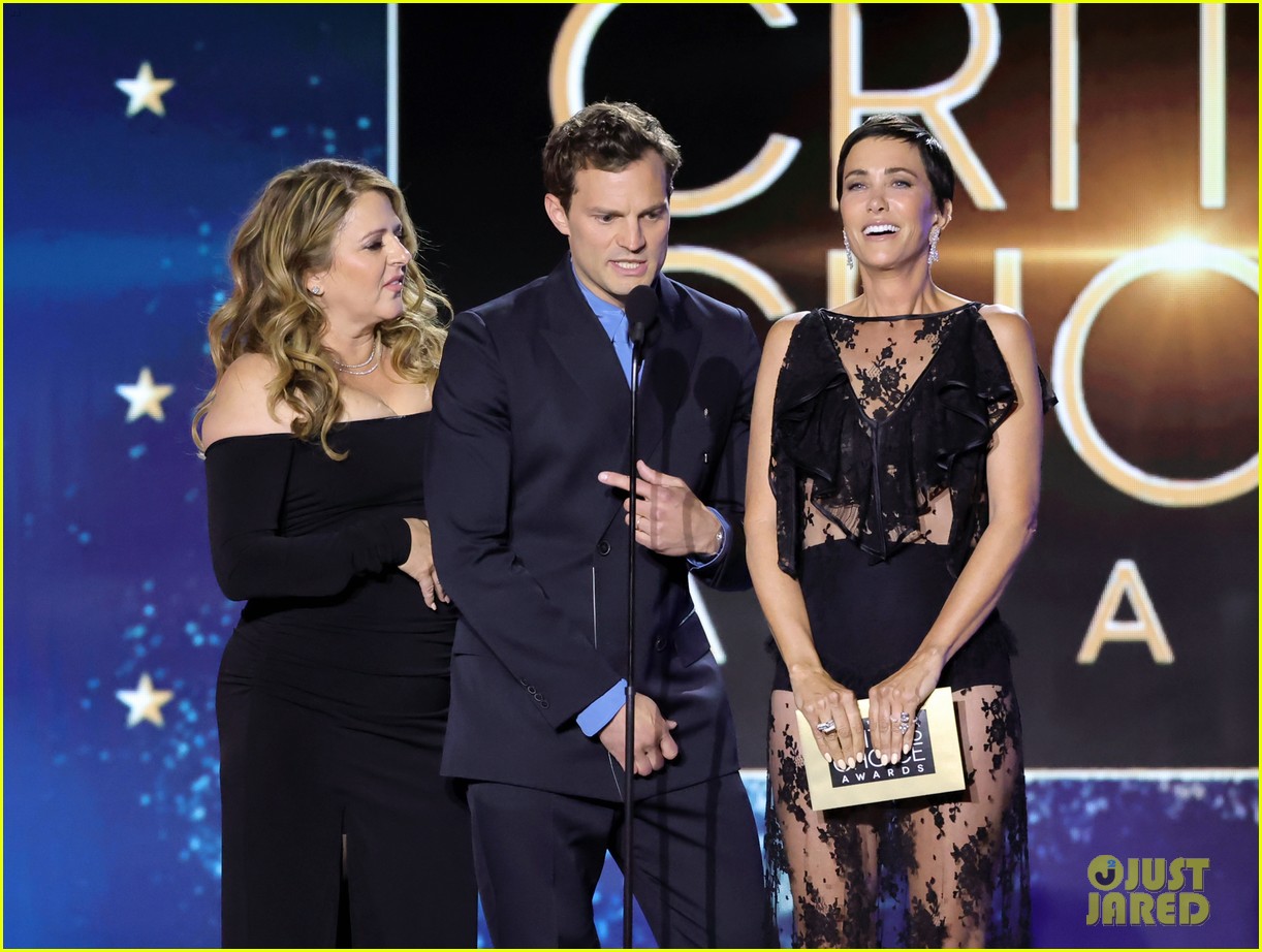 The 'Barb & Star' Reunion at Critics Choice 2022 Is Everything We ...