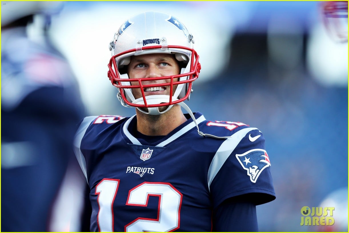 Tom Brady No Longer Retiring, Announces He's Coming Back for Another ...