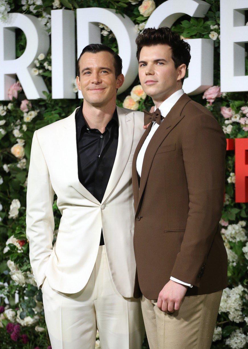 Jonathan Bailey, Simone Ashley & Charithra Chandran Have The Cutest ...