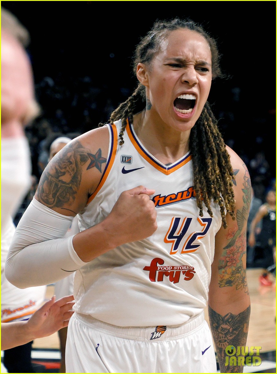 American Basketball Player Brittney Griner Reportedly Detained in ...