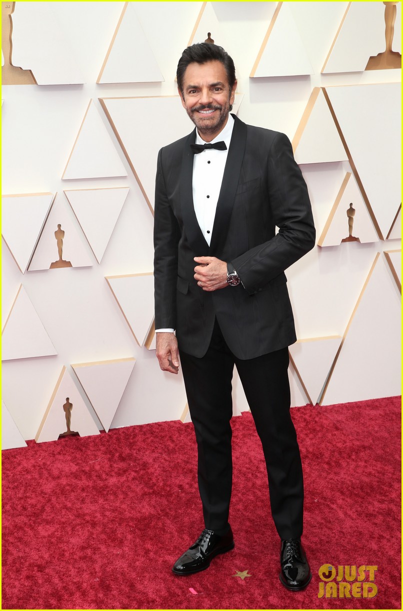 'CODA' Makes History With Best Picture Win at Oscars 2022 - Here Are ...