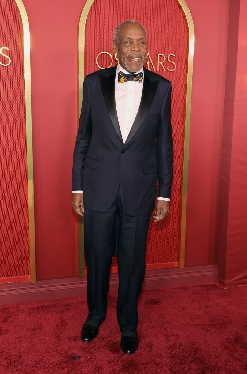 Danny Glover & Samuel L. Jackson Suit Up To Receive Honorary Oscars at ...