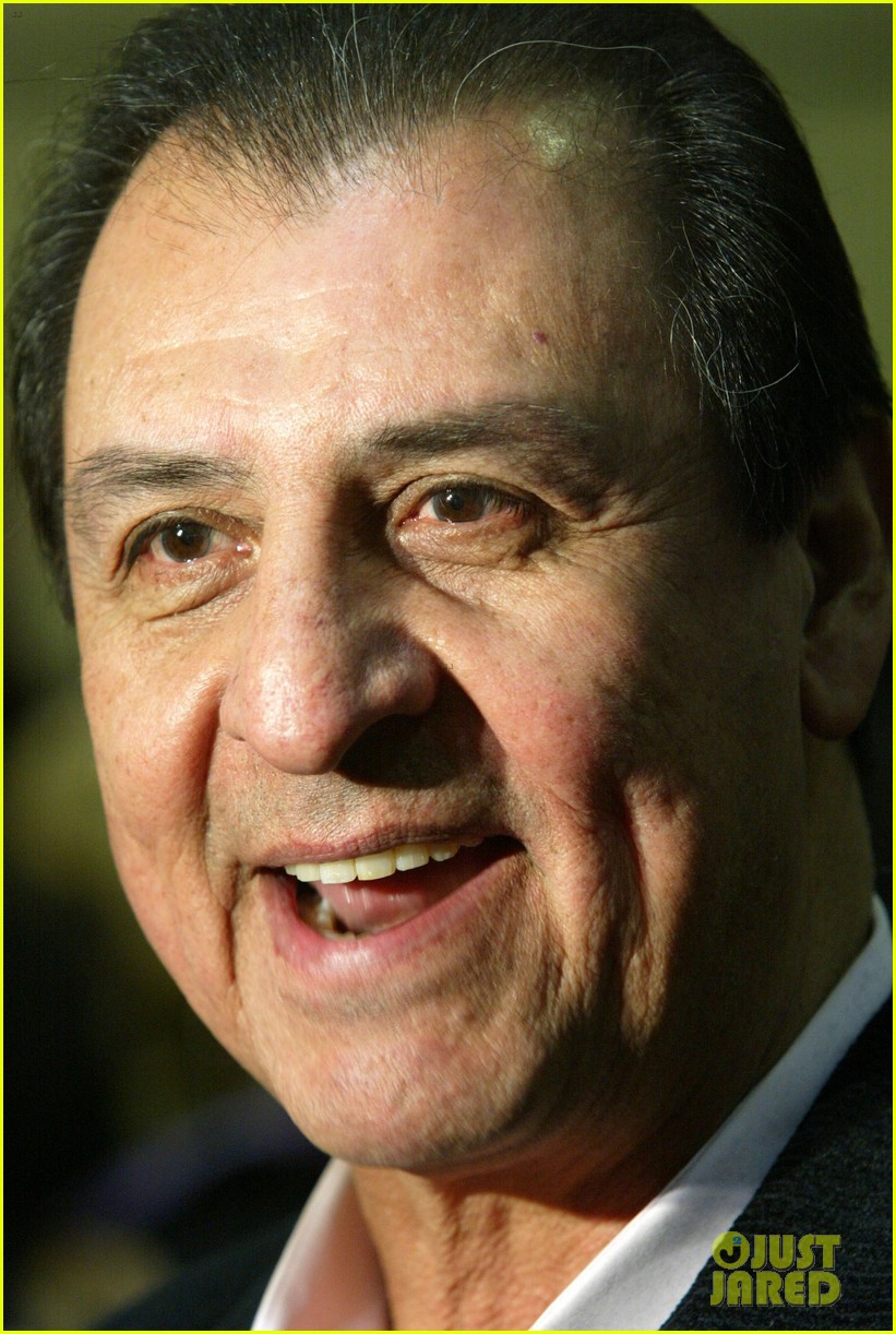 Emilio Delgado, Fix-It Shop Owner Luis from 'Sesame Street,' Dies at 81 ...