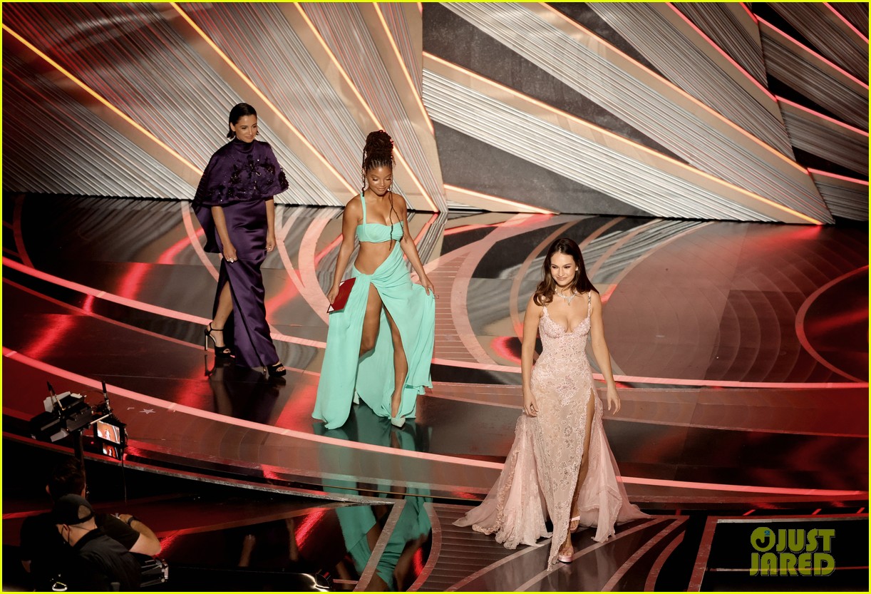 Disney's Live-Action Princesses Present Together at Oscars 2022: Photo ...