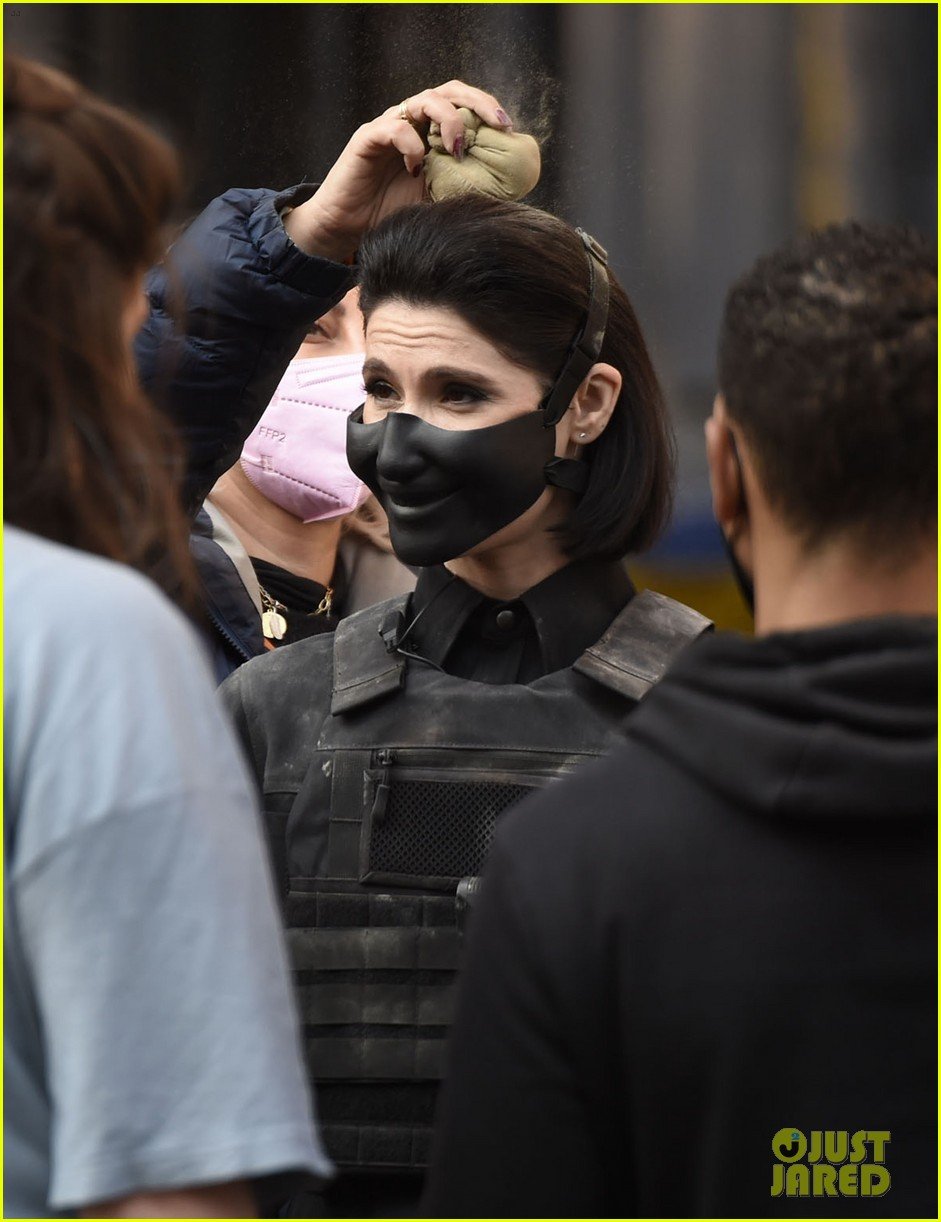 Gemma Arterton Wears an Interesting Mask for Heist on Disney+'s ...
