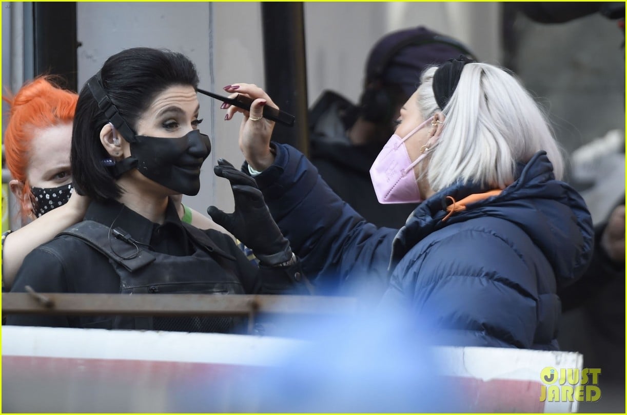 Gemma Arterton Wears an Interesting Mask for Heist on Disney+'s ...