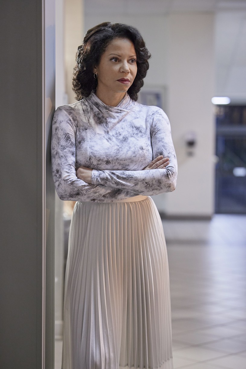 ER's Gloria Reuben Opens Up About Reuniting With Eriq La Salle For ...