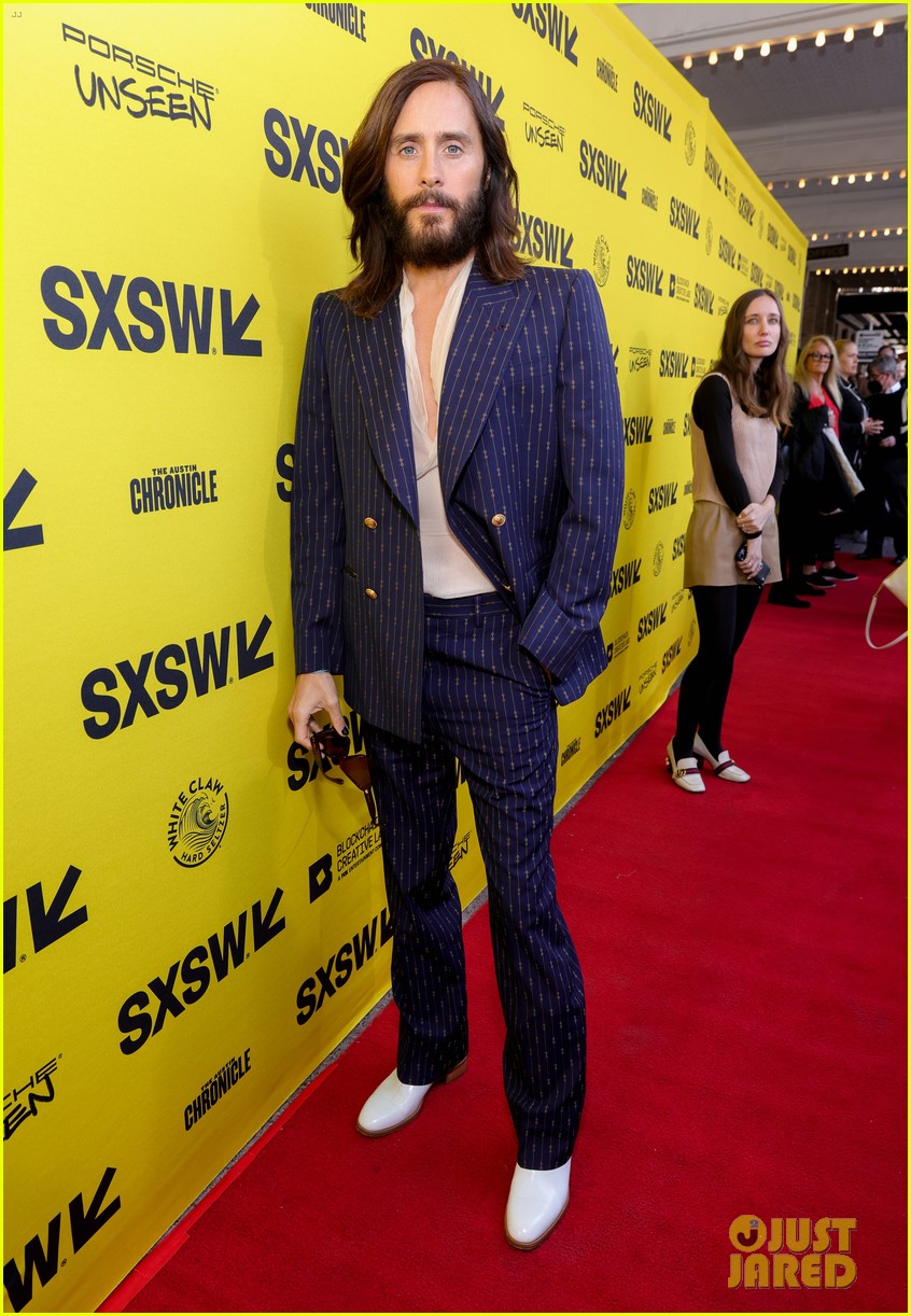 Anne Hathaway & Jared Leto Bring Their New Series 'WeCrashed' to SXSW ...