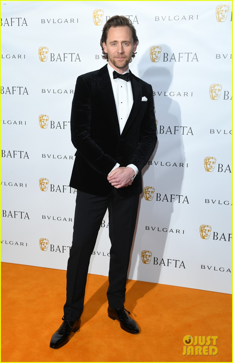 Tom Hiddleston Looks So Dapper at BAFTAs Dinner with Lashana Lynch ...