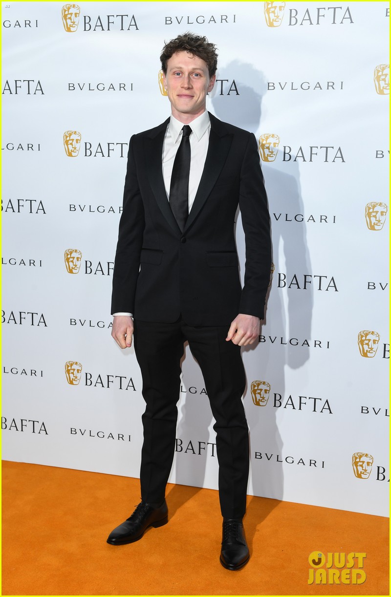 Tom Hiddleston Looks So Dapper at BAFTAs Dinner with Lashana Lynch ...