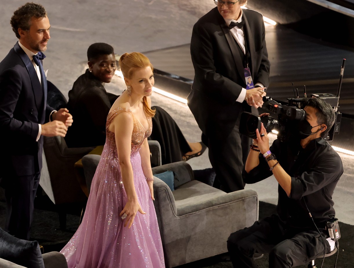 Jessica Chastain Pays Tribute to LGBTQ+ Community in Best Actress Oscar ...