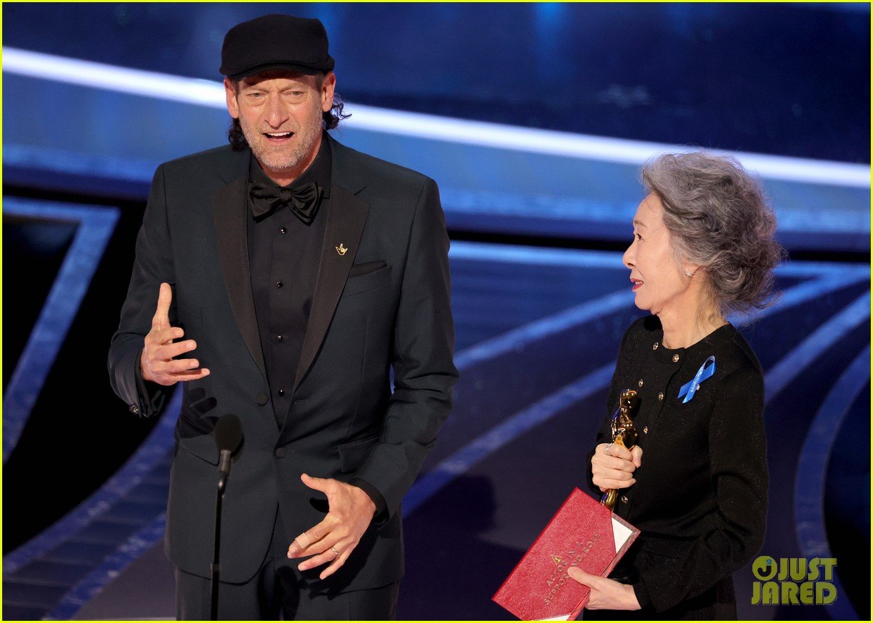 CODA's Troy Kotsur Makes History at Oscars 2022 as First Deaf Male ...