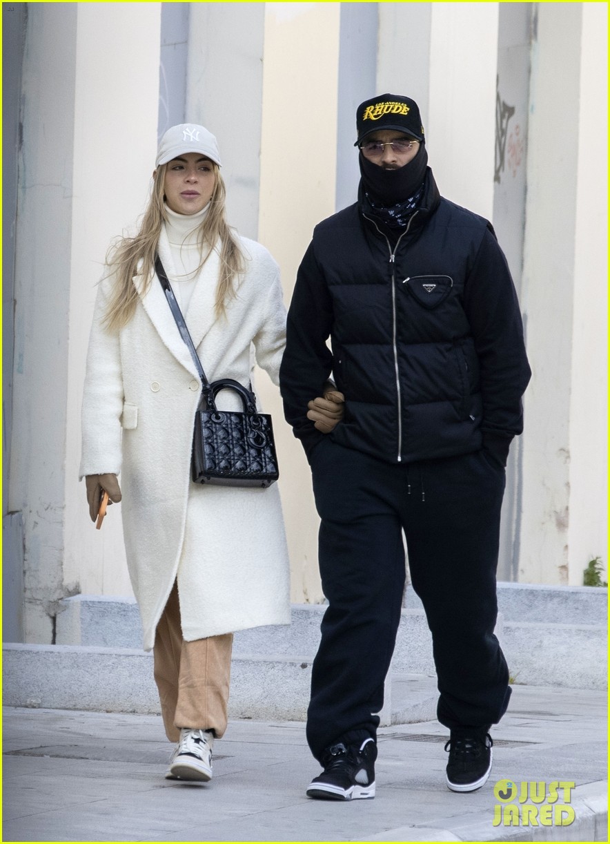 Maluma Enjoys Rare Day Out with Girlfriend Susana Gomez in Greece ...