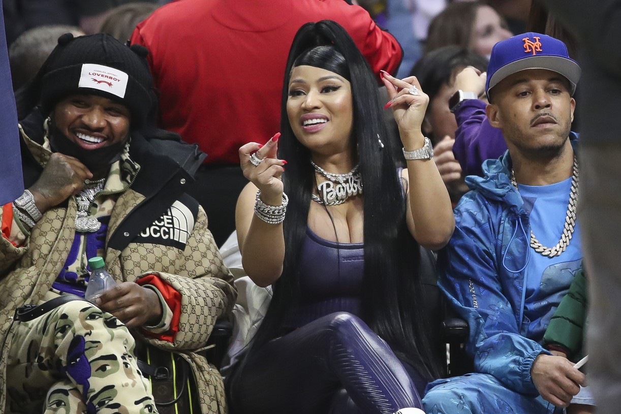 Nicki Minaj Says She Deserves A 'Vogue' Cover & More Highlights From ...