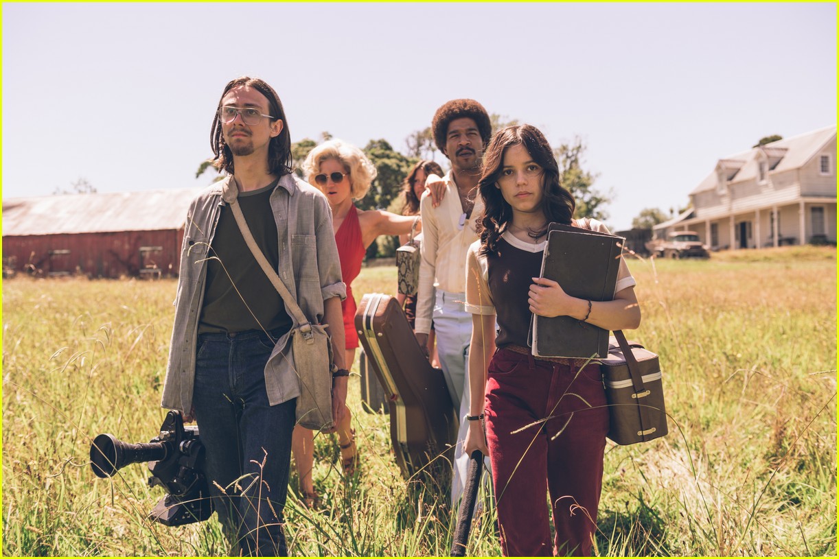 Who Plays Pearl, the Old Woman, in 'X' Movie? The Actress Also Plays ...