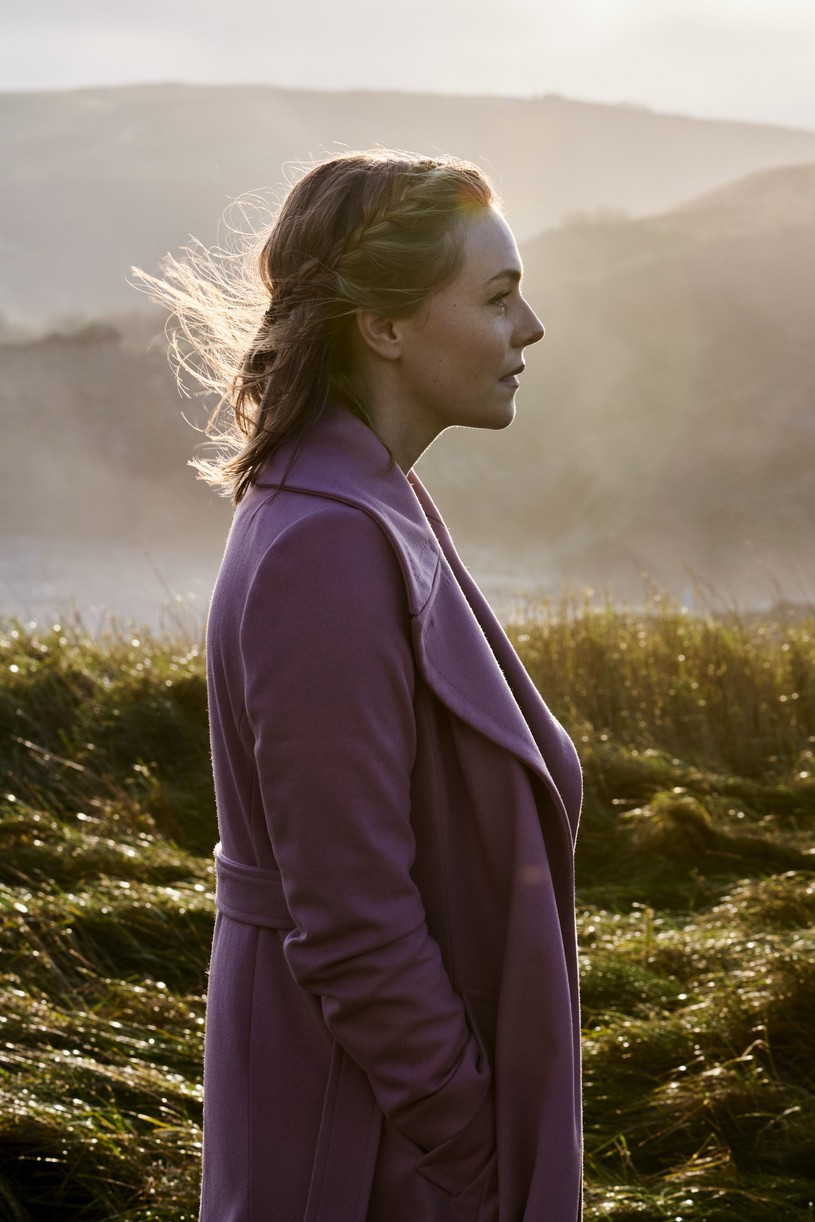 Hallmark's 'The Presence of Love' Cast: Julian Morris & Eloise Mumford ...