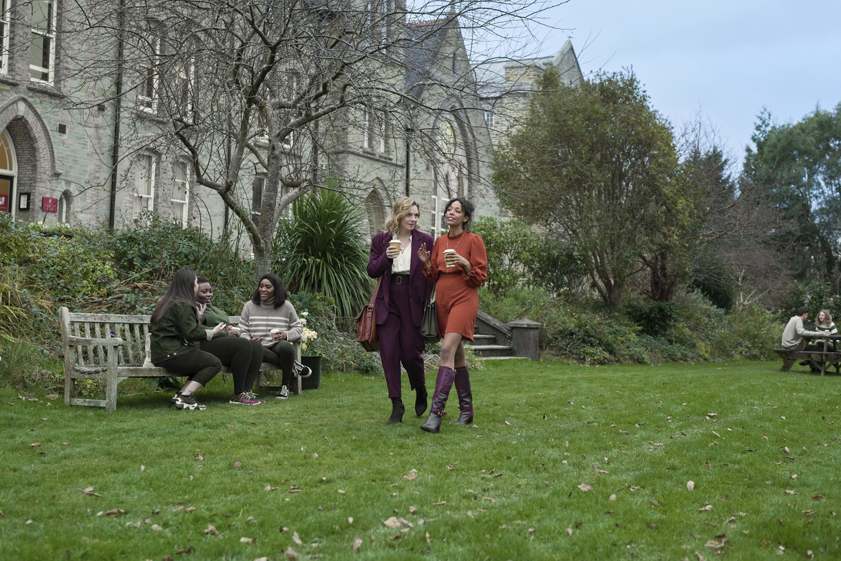 Hallmark's 'The Presence of Love' Cast: Julian Morris & Eloise Mumford ...