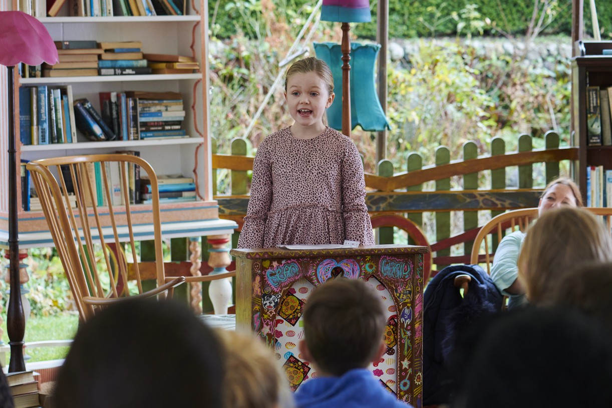 Hallmark's 'The Presence of Love' Cast: Julian Morris & Eloise Mumford ...