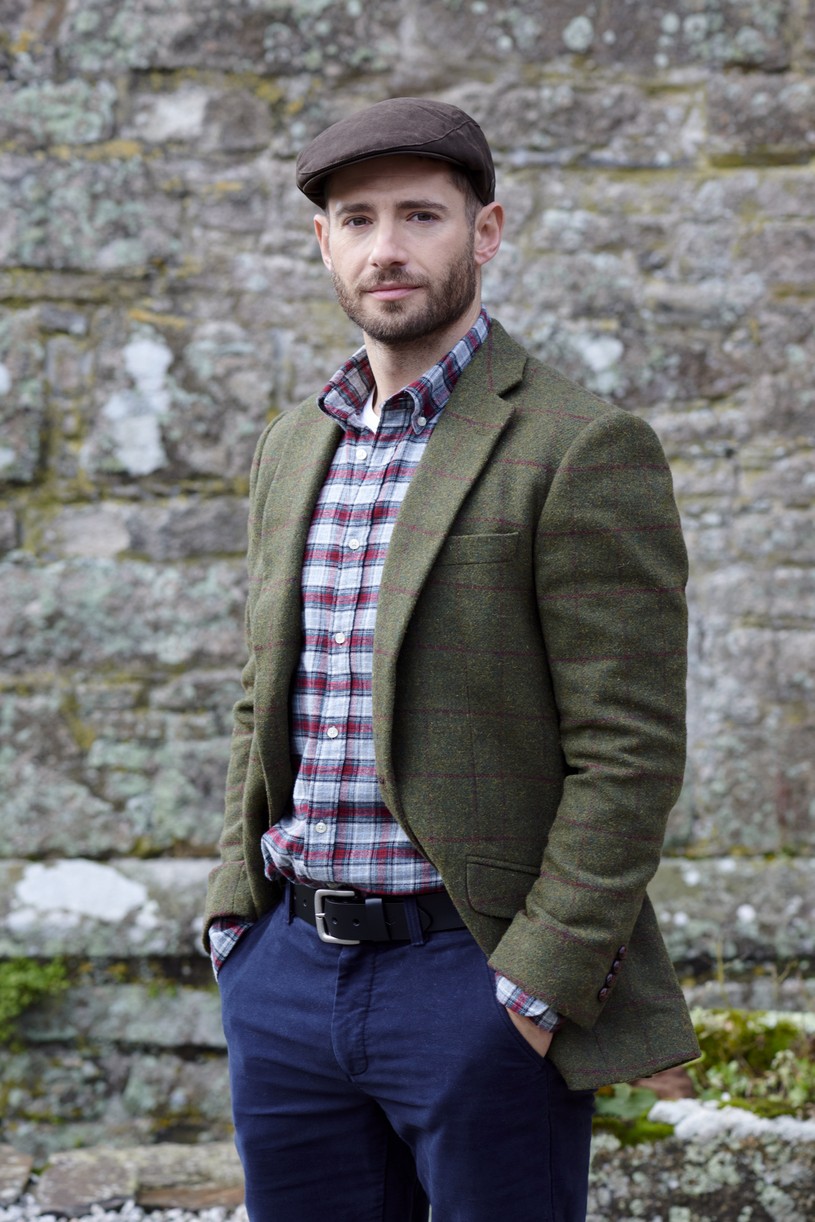 Hallmark's 'The Presence of Love' Cast: Julian Morris & Eloise Mumford ...