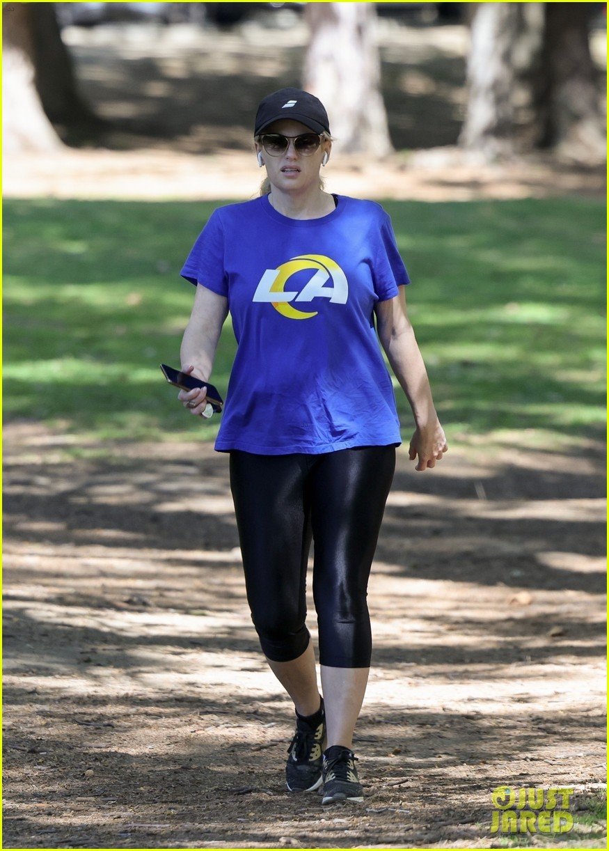 Rebel Wilson Spotted in Her Workout Gear After Completing Griffith Park ...