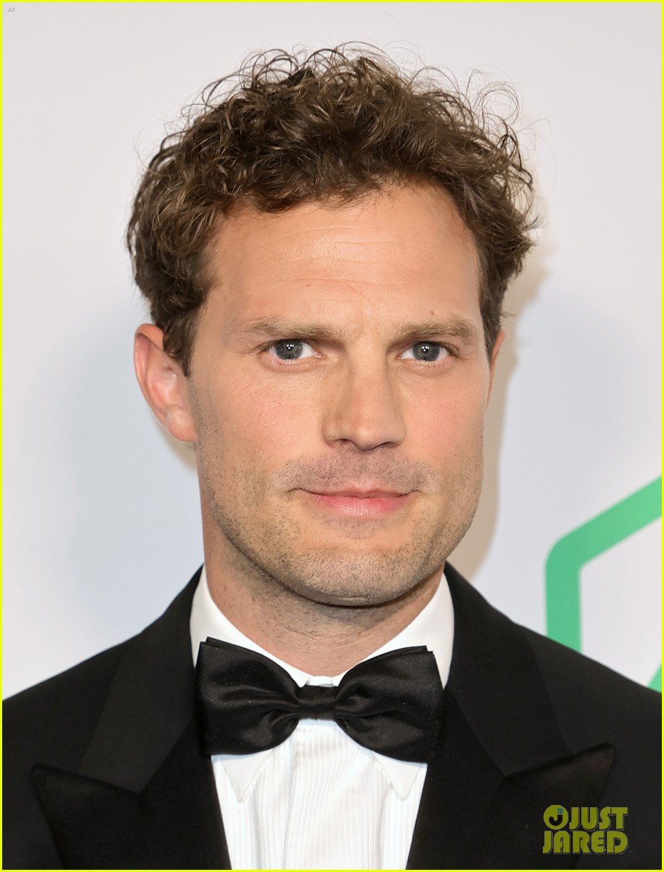 Jamie Dornan, Andrew Garfield, & Chris Pine Suit Up for Producers Guild ...