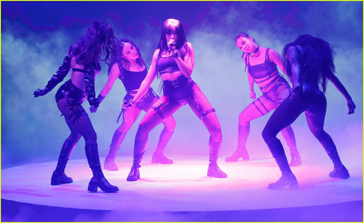 Tinashe's Edgy Outfit for 'Kimmel' Performance Is Giving Us 'Tomb ...