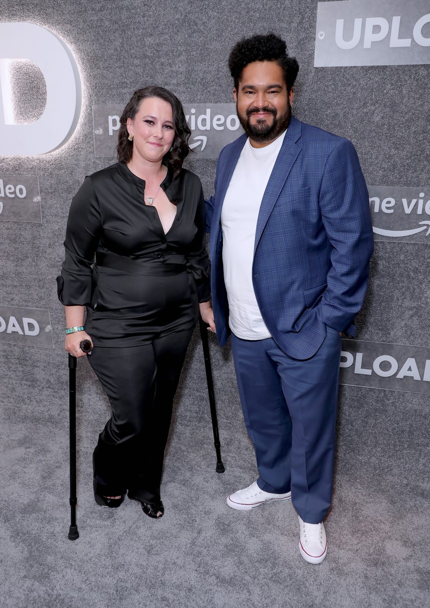 Robbie Amell & Andy Allo Join Their Whole Cast at 'Upload' Season Two ...