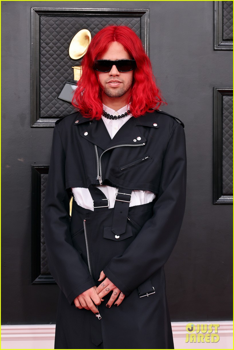 Addison Rae Flaunts So Much PDA with Boyfriend Omer Fedi on Grammys ...