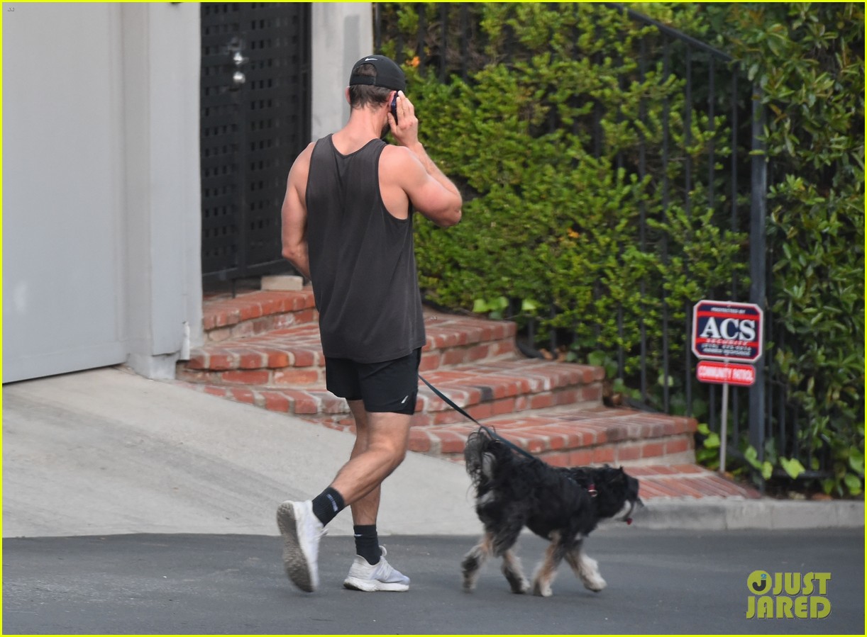 Chace Crawford Looks So Buff in New Photos from His Dog Walk: Photo ...