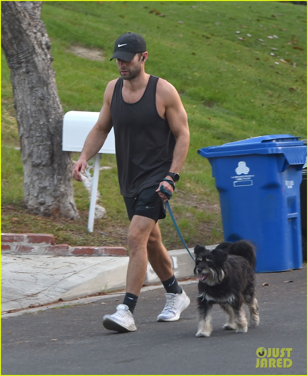 Chace Crawford Looks So Buff in New Photos from His Dog Walk: Photo ...