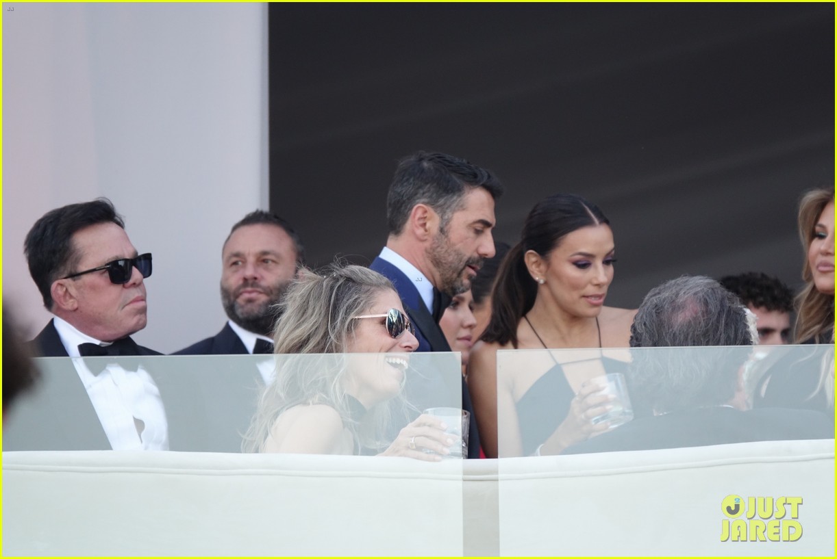 Eva Longoria, Gordon Ramsay, & More Stars Mingle at Brooklyn Beckham ...