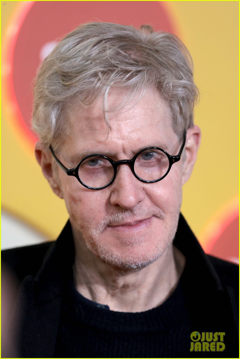 Julia Roberts & Sean Penn Join Forces at 'Gaslit' New York Premiere ...