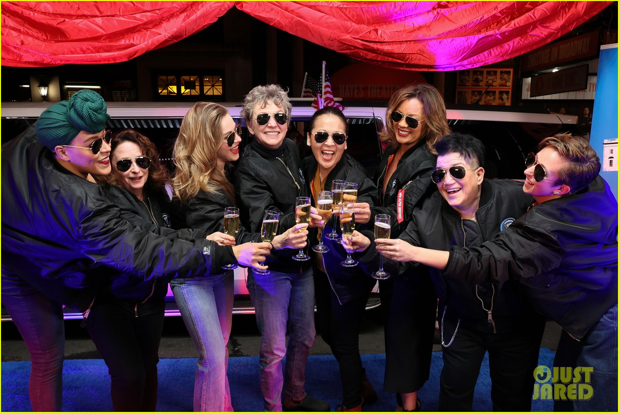 Julianne Hough, Vanessa Williams, & More Celebrate First Performance of ...