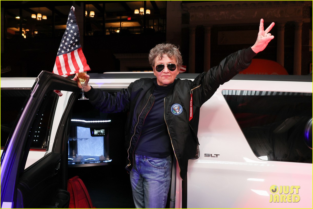 Julianne Hough, Vanessa Williams, & More Celebrate First Performance of ...