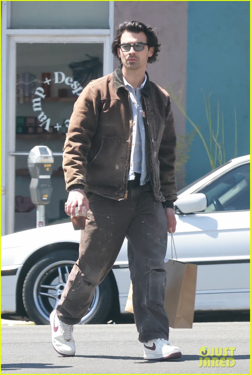 Joe Jonas Spends the Day Shopping with Longtime Pal Greg Garbowsky ...