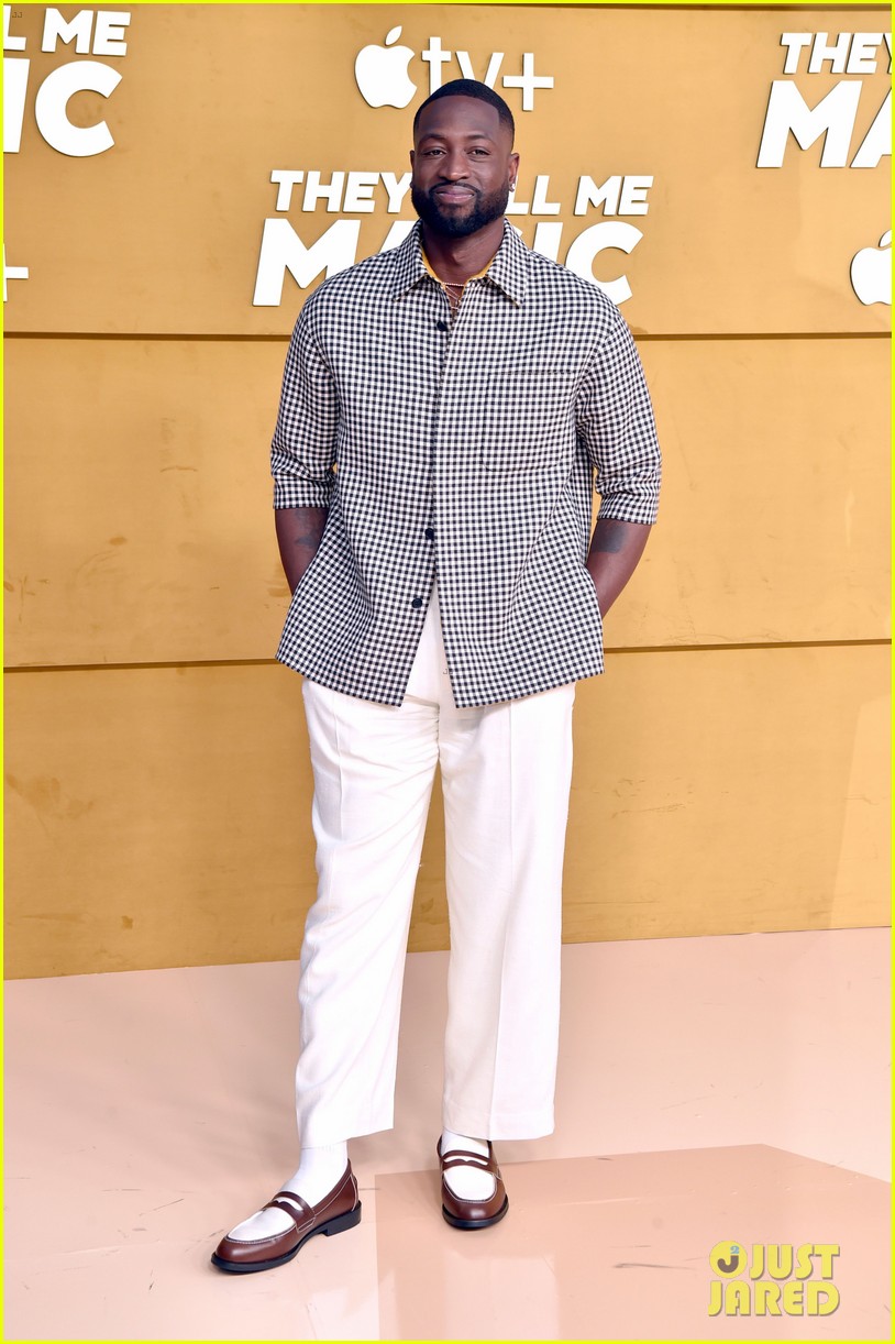 Gabrielle Union & Dwyane Wade Meet Up With Magic Johnson at 'They Call ...