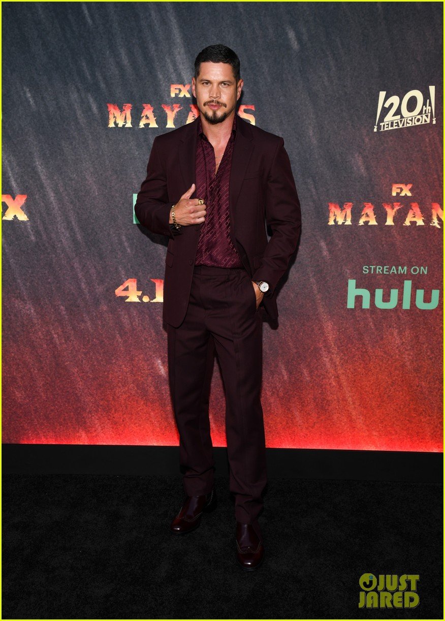 JD Pardo, Clayton Cardenas, Sarah Bolger & More Celebrate Season Four ...