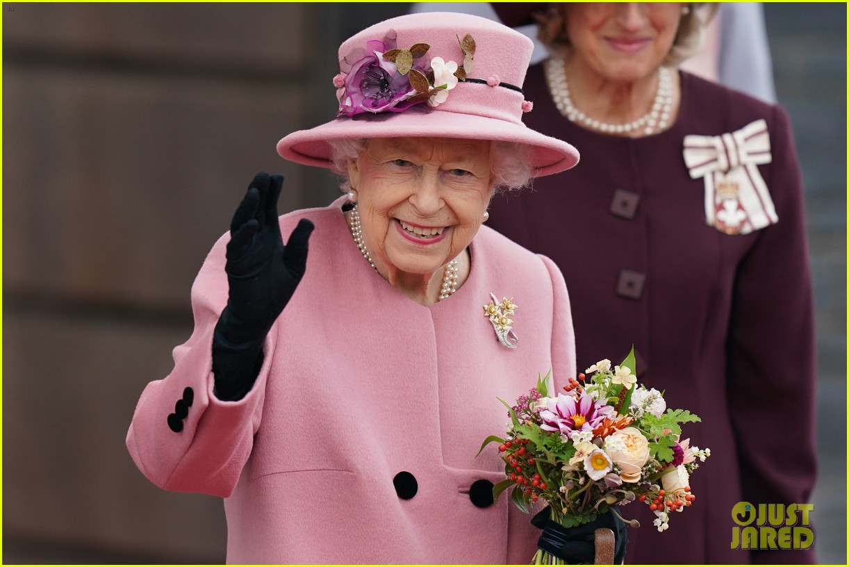 Queen Elizabeth Says She Was Left 'Very Tired & Exhausted' After Her ...